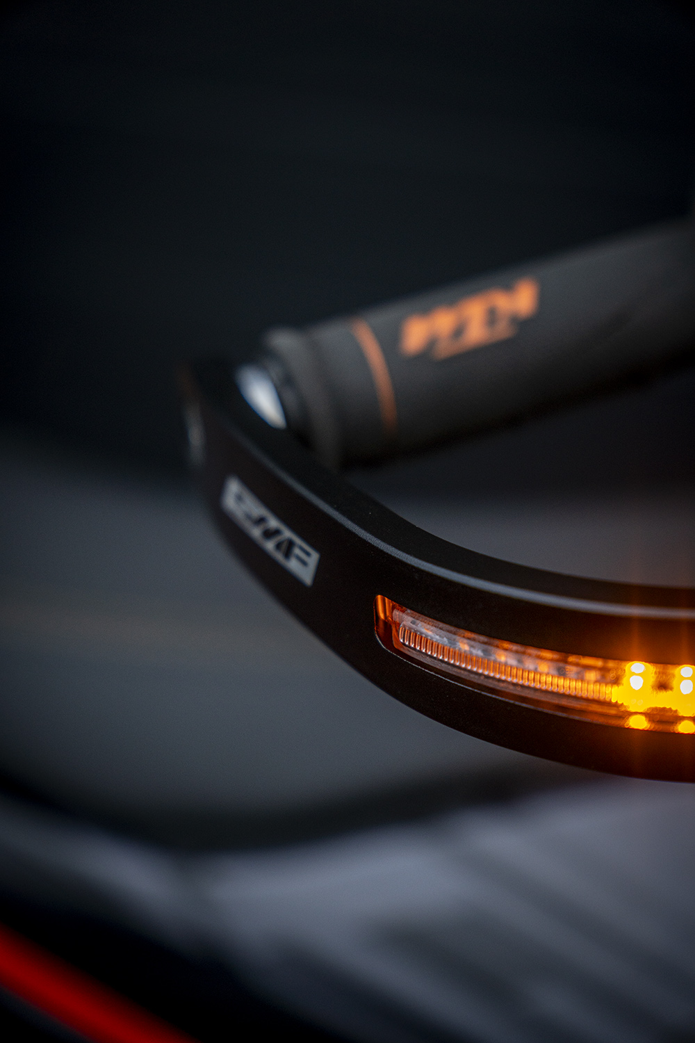 Supermoto handguards with integrated indicators - Supermofools