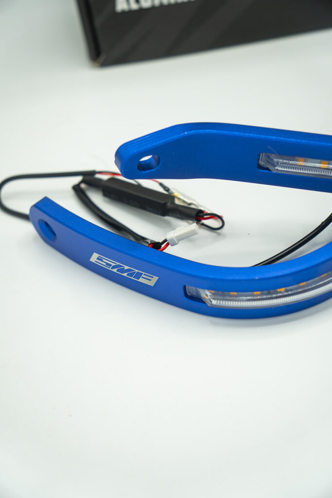 Supermoto handguards with integrated indicators - Supermofools