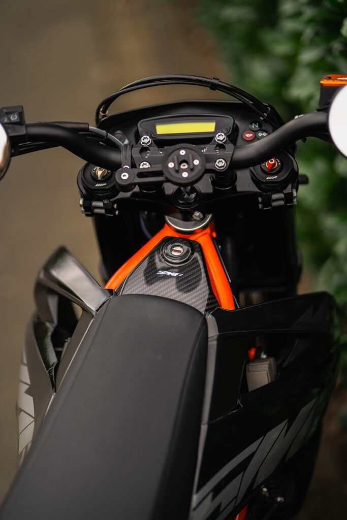 Carbon key cover KTM SMC-R 690 2019 - current - Supermofools